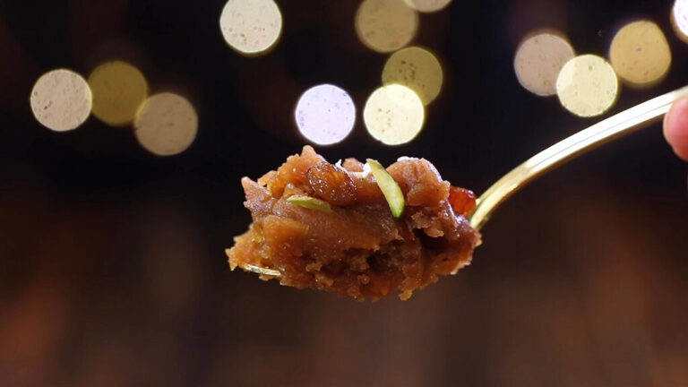 Wheat Halwa Recipe - Delicious Atta Halwa - Veggie Food Recipes