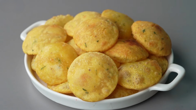 Crispy Besan Poori – How to Make Gram Flour Crispy Poori Recipe ...