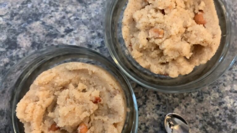 Suji Halwa Recipe With Milk - Indian Semolina pudding - Veggie Food Recipes