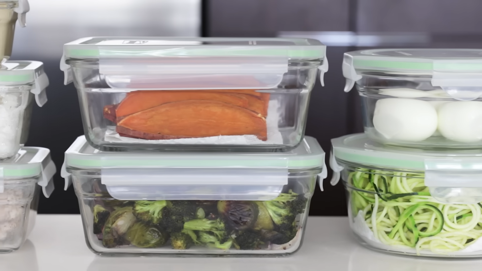 Vegan Meal Prep - How to Plan and Store Your Weekly Plant-Based Meals ...